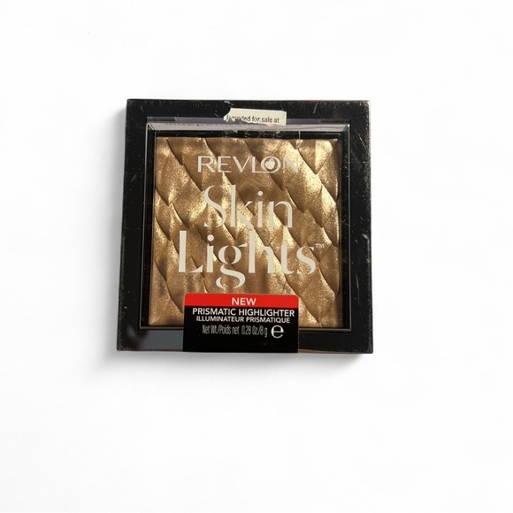 Revlon | Makeup | Revlon Daybreak Glimmer Highlighter | Poshmark